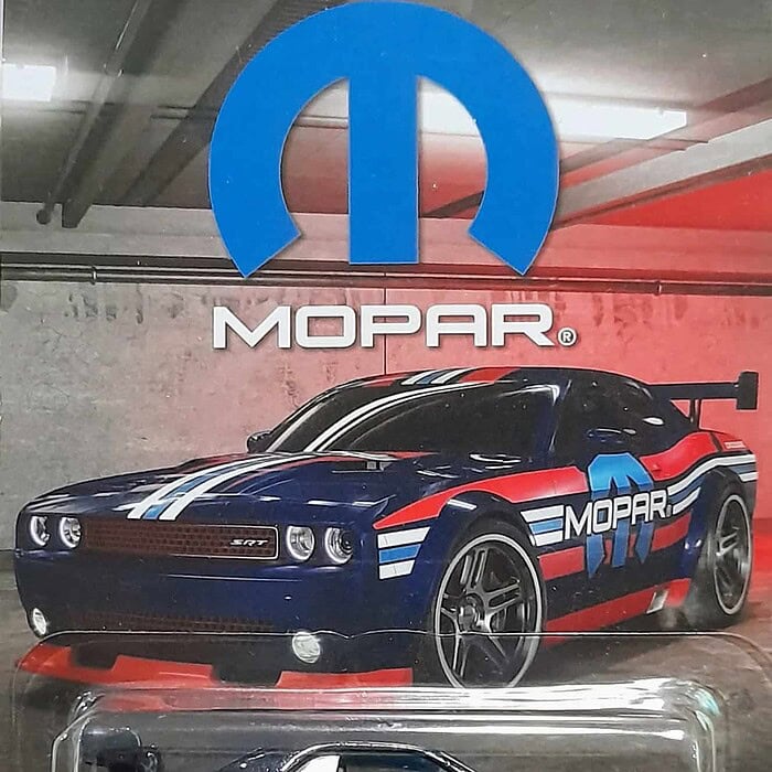 Hot Wheels Mopar – Dodge Challenger Drift Car - Universo Hot Wheels