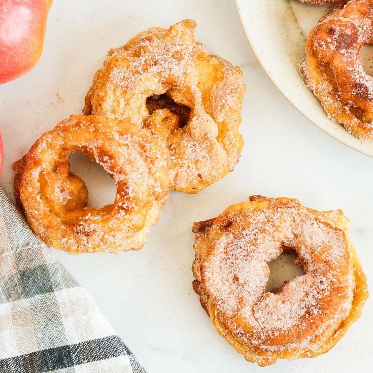 Old-Fashioned Apple Recipes - Retro Housewife Goes Green