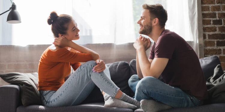 Study reveals how relationship satisfaction changes over time