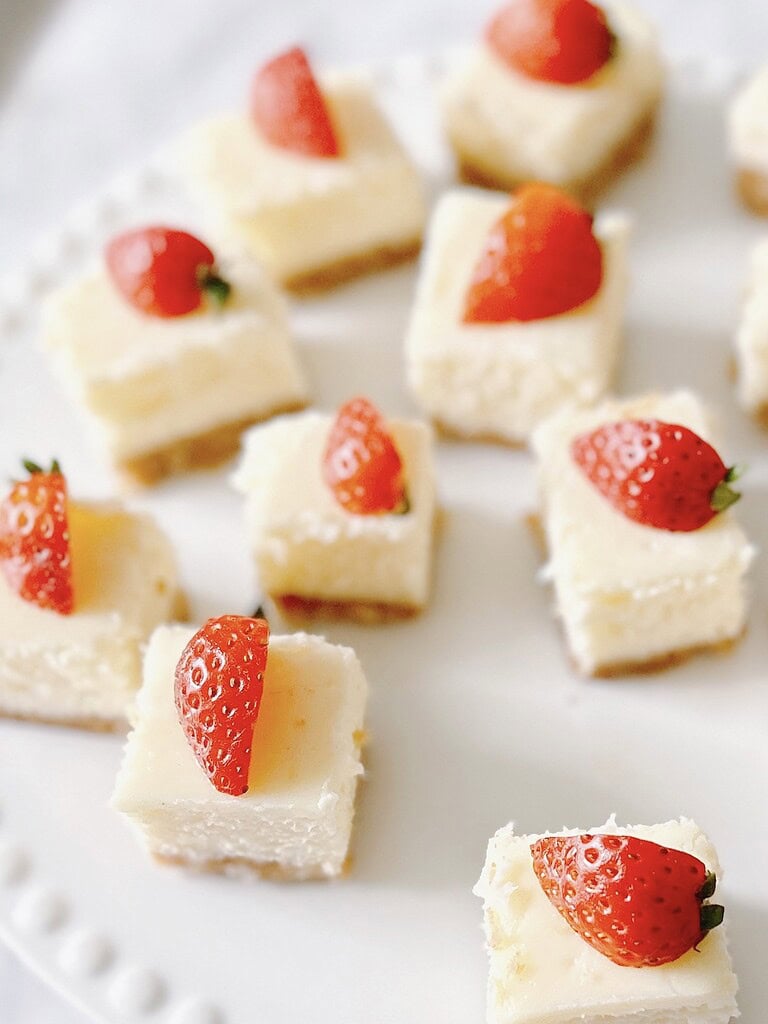 Best Ever Mini Cheesecake Bites Recipe (Super Easy)