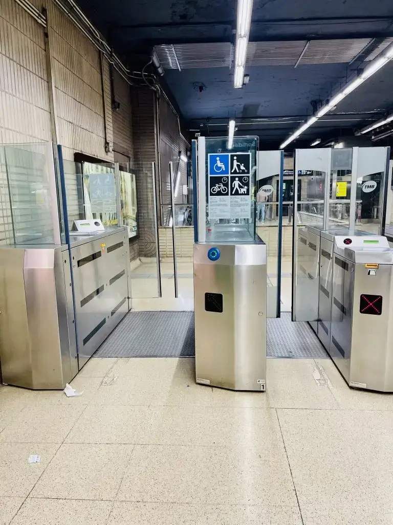 Ultimate Guide for How to Use the Metro in Europe