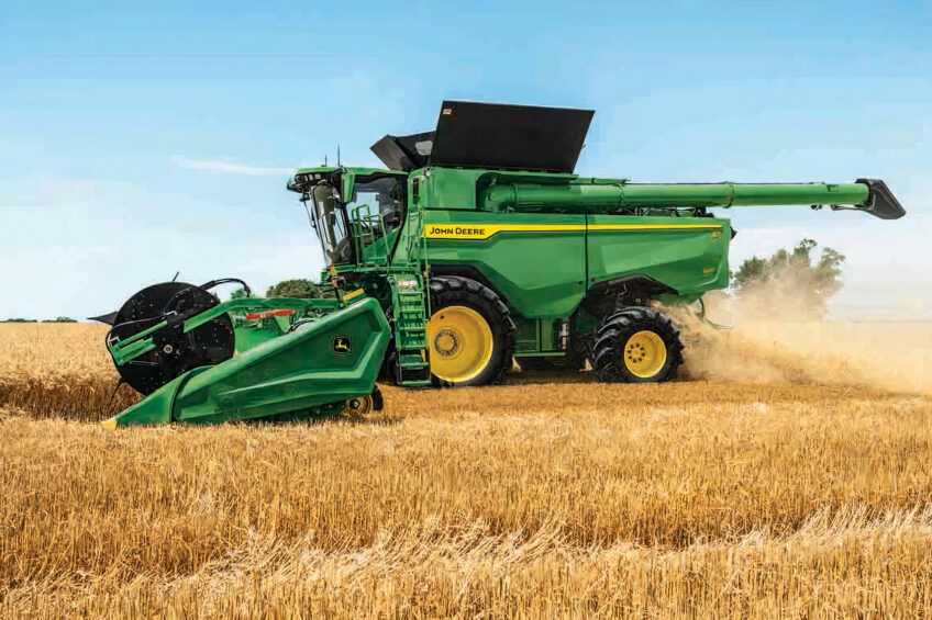 How John Deere’s S7 combines are paving the way for fully autonomous farming - Future Farming