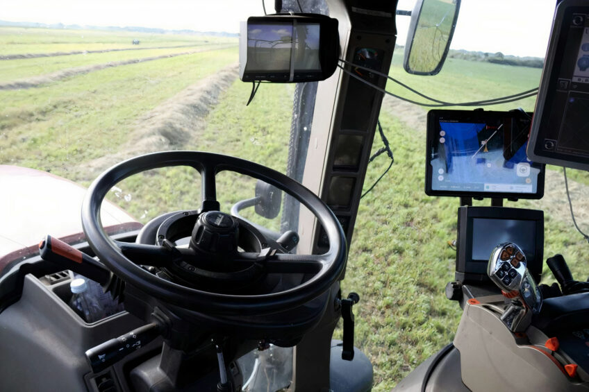 The future of autosteer retrofit kits: innovations, and new players