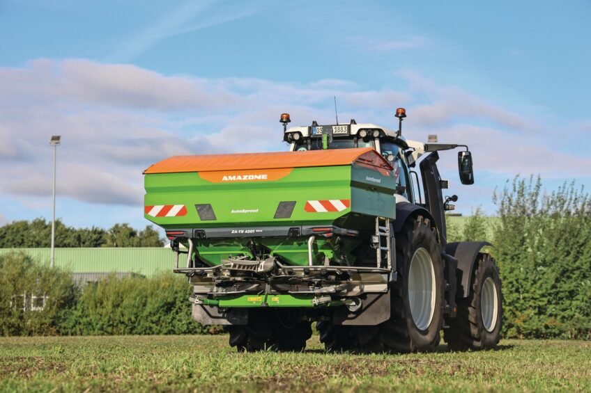 How AI is teaching fertilizer spreaders to self-adjust