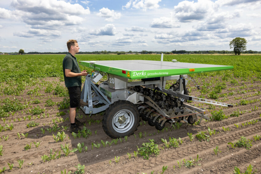 Wageningen develops voice-controlled interface for autonomous farm ...