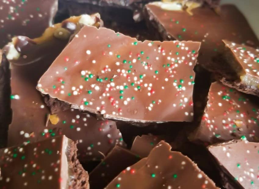 Andes Mint Christmas Crack (Graham Cracker Toffee) - Cakes to Kale