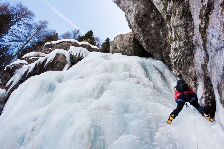 15 Best Mountaineers Ice Axes (to Get You to the Top) - The Hiking ...