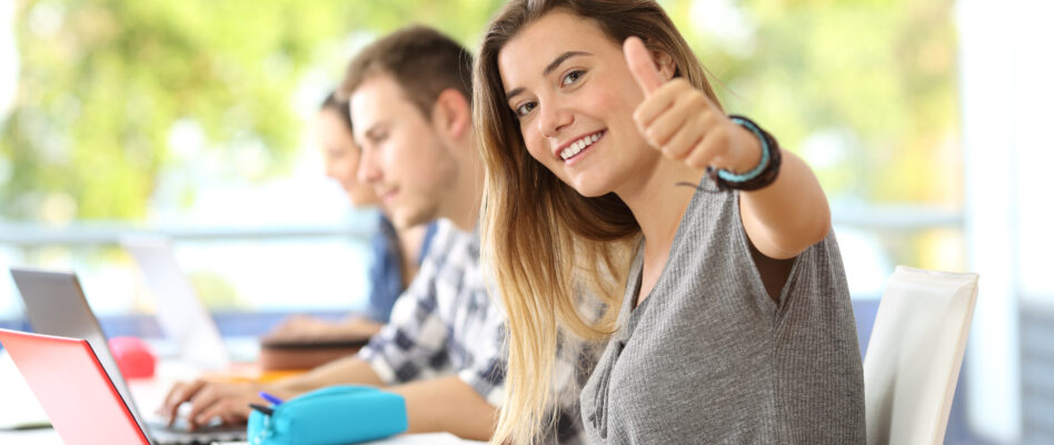 How to write a review? | B2 First (FCE) | engxam.com