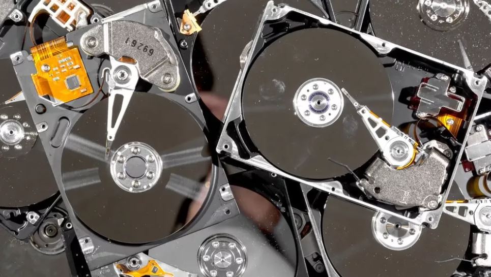 Разница между SSD и HDD: что лучше и чем они отличаются?