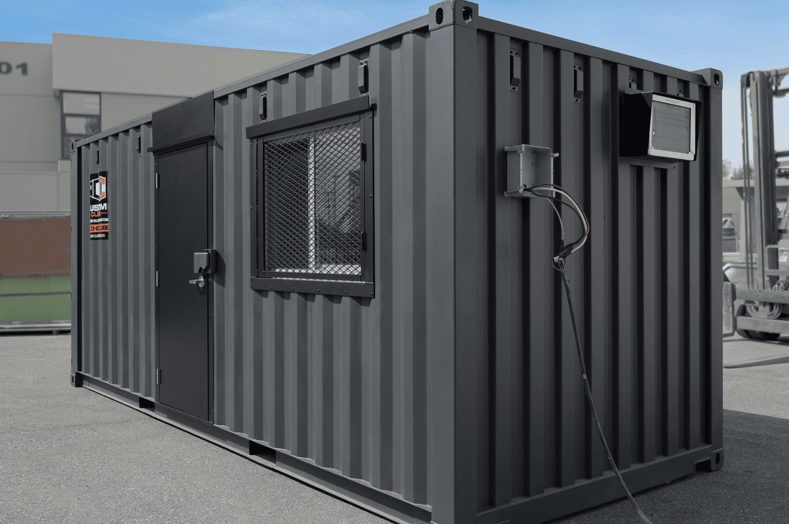 20’ Plywood Office - CUSTOM CUBES