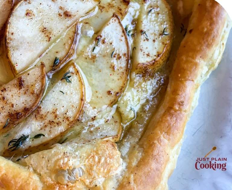Savory Brie And Pear Puff Pastry
