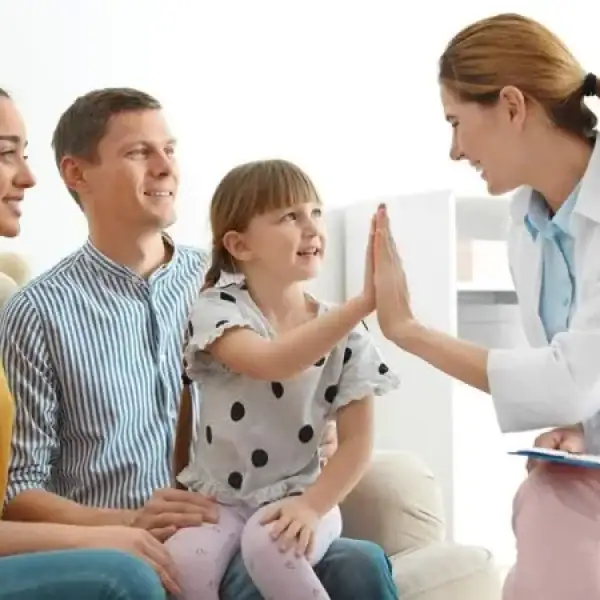 Doctor On Call in Dubai | 24/7 Emergency Dr at Home - House Call