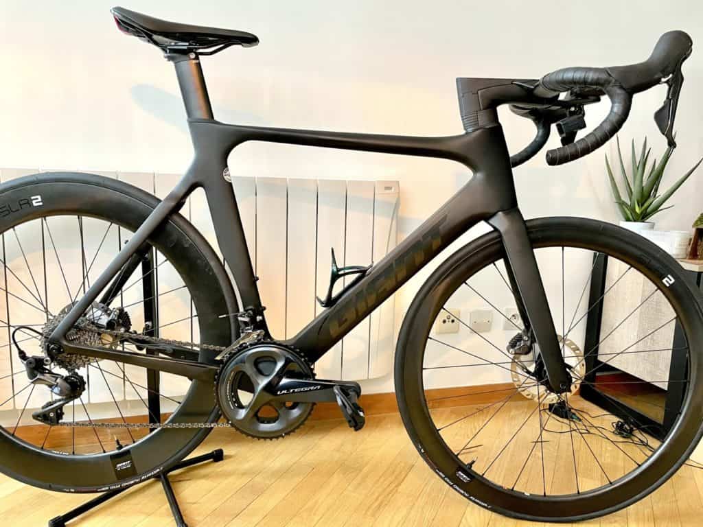 Giant Propel Advanced 1 Disc 2021 - Used aero road bike