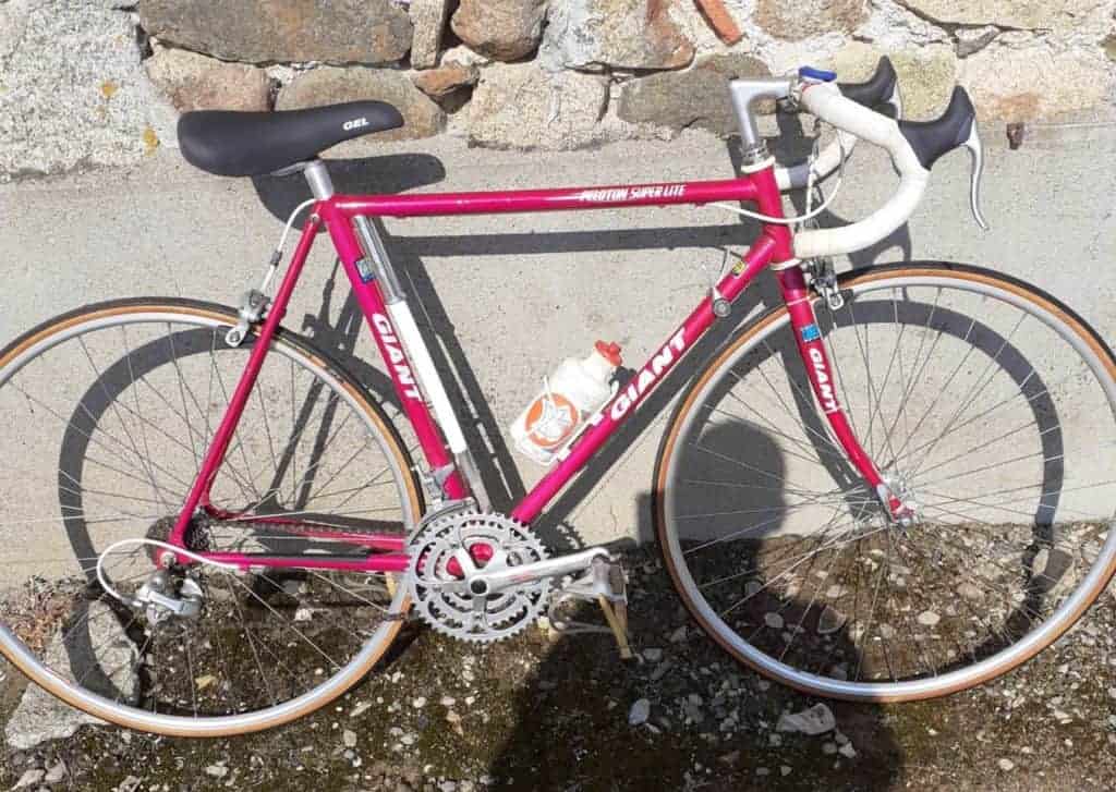 GIANT Peloton Super Lite 1990 vélo route vintage course occasion