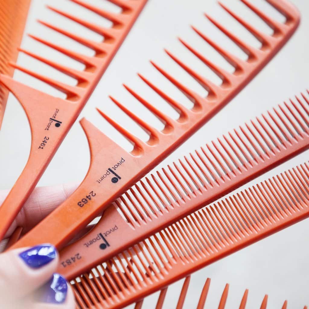 8" Bohn Molding Comb - Pivot Point International