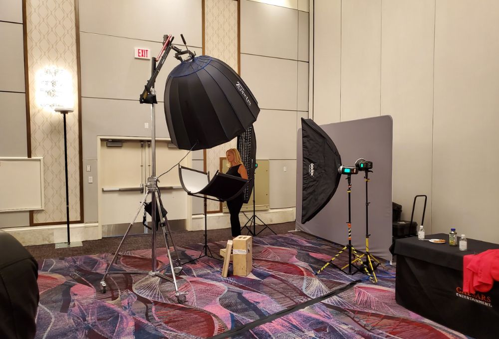 The Ultimate Guide to On-Site Headshot Lounges for DTLV Conventions and ...
