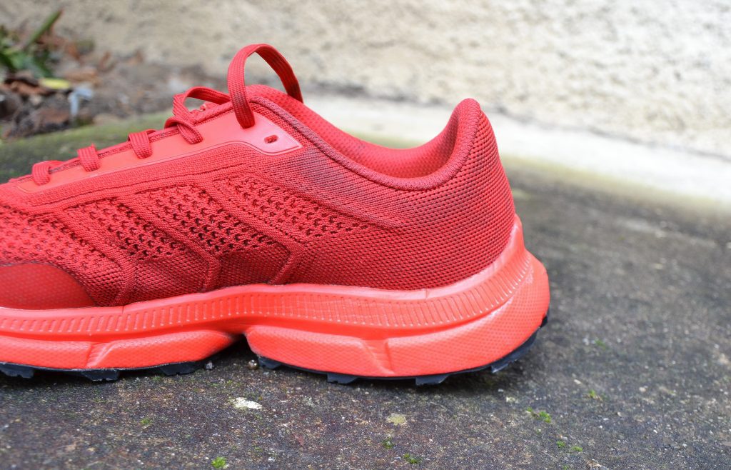 Test des Inov-8 TrailFly Ultra G 280 - Le Comparatif du Trail