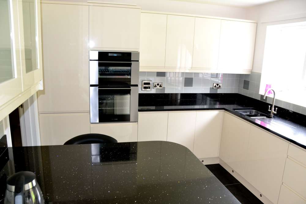 Black Sparkle Quartz Worktops | Palazzostone