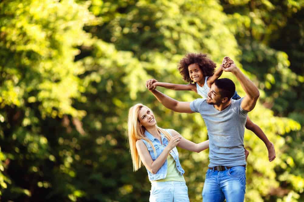 6 super easy and fun ways to strengthen family bonds