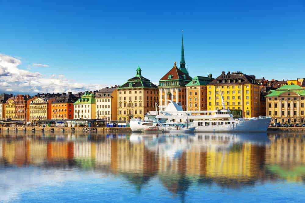 How to travel to Scandinavia on a budget - Rachel Bustin