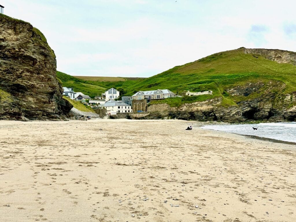 Portreath Beach Guide: Things To Do On Holiday - Cornwall Offers