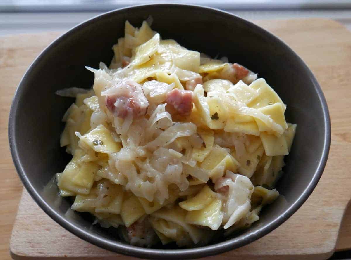Polish Łazanki Recipe - Pasta With Cabbage That Tastes Like Poland!