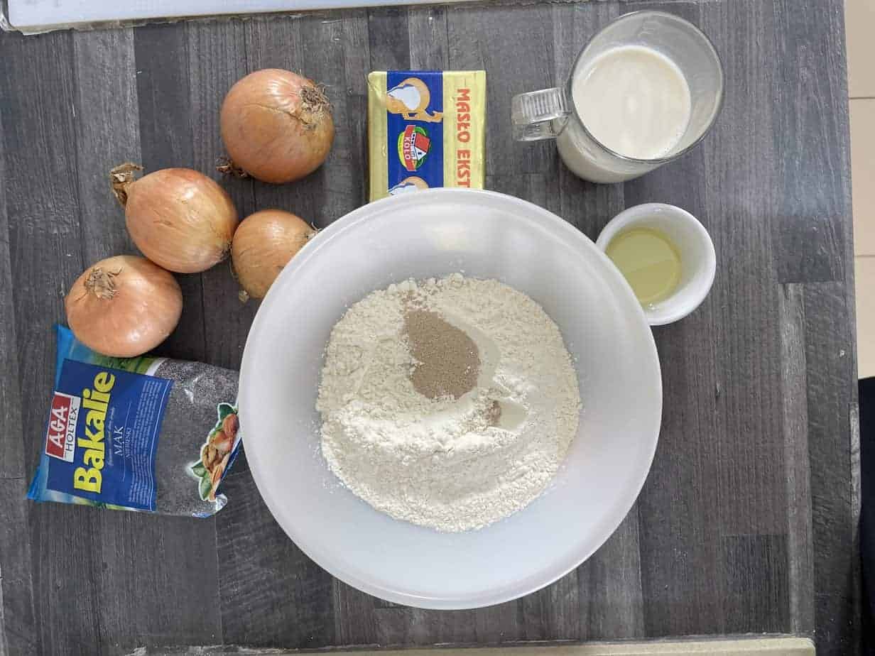 Polish Onion Roll Cebularz Recipe - Polish Foodies
