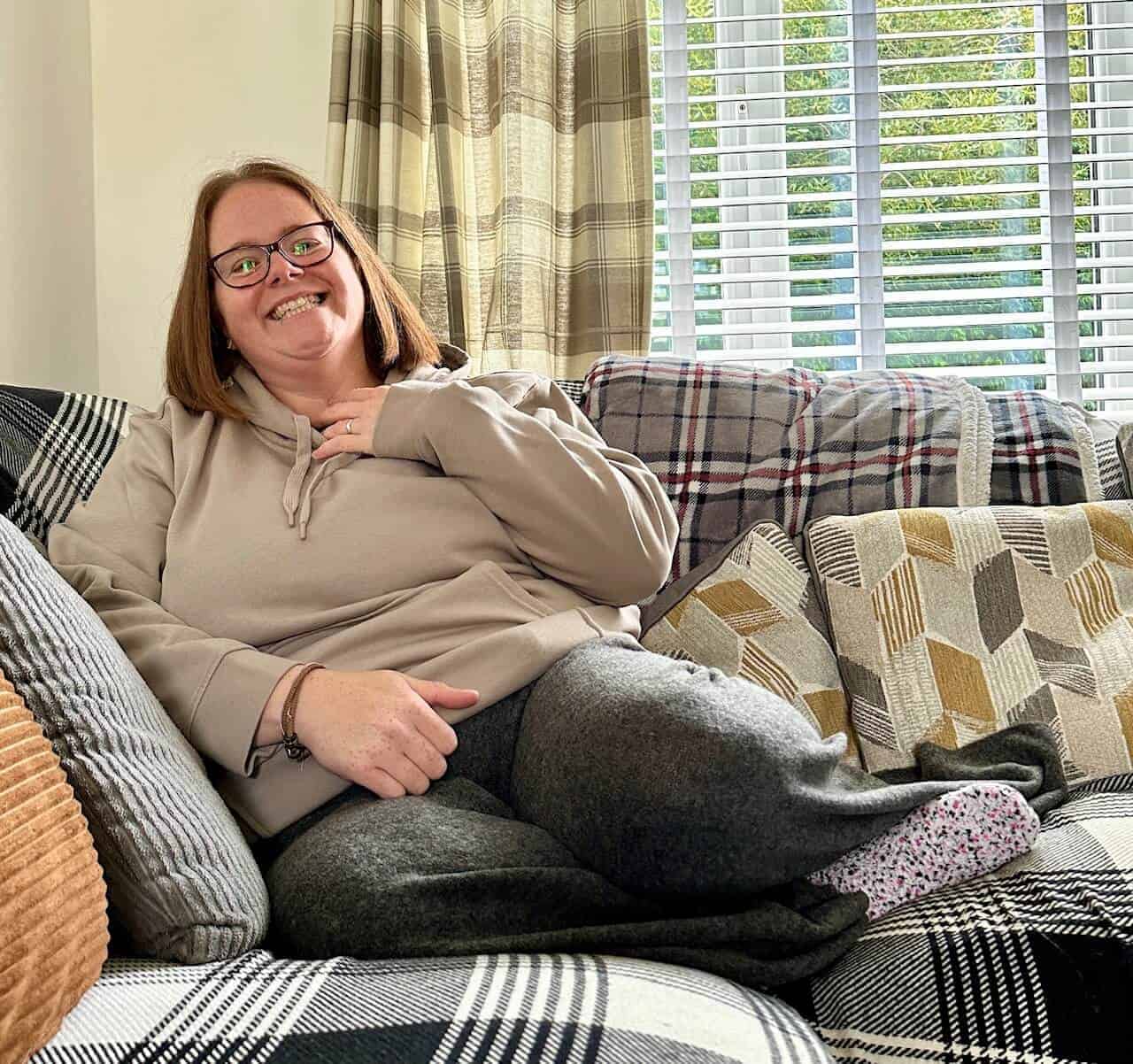 Stay Stylish This Autumn with These LOVALL Picks for Mum Fashion