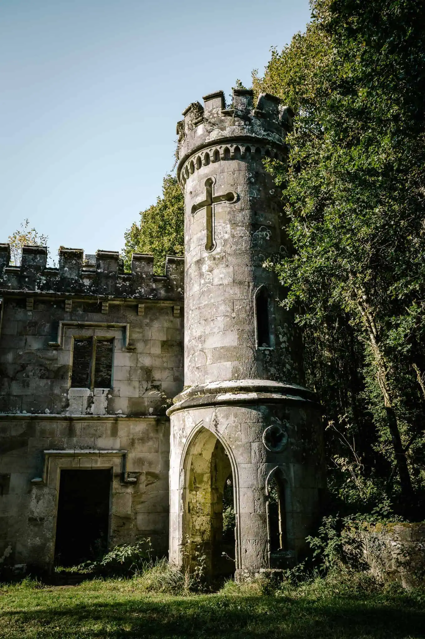 Ballysaggartmore towers walk | Travel Ireland Today