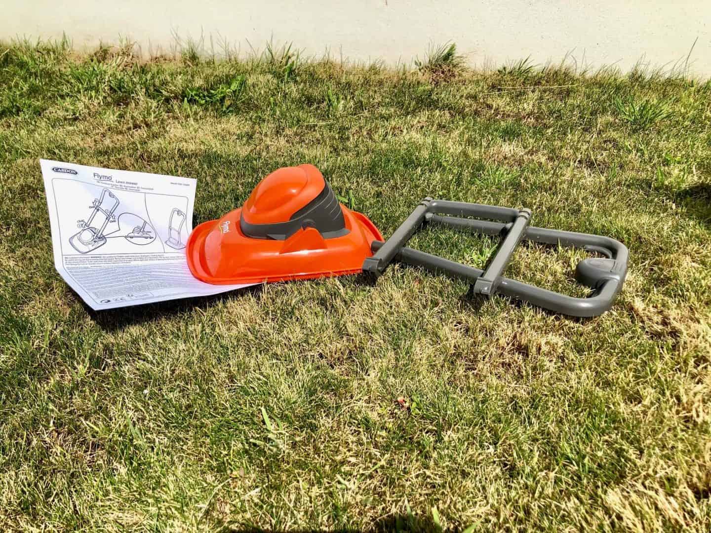 Mowing The Lawn With Casdon Flymo - Review - Rachel Bustin