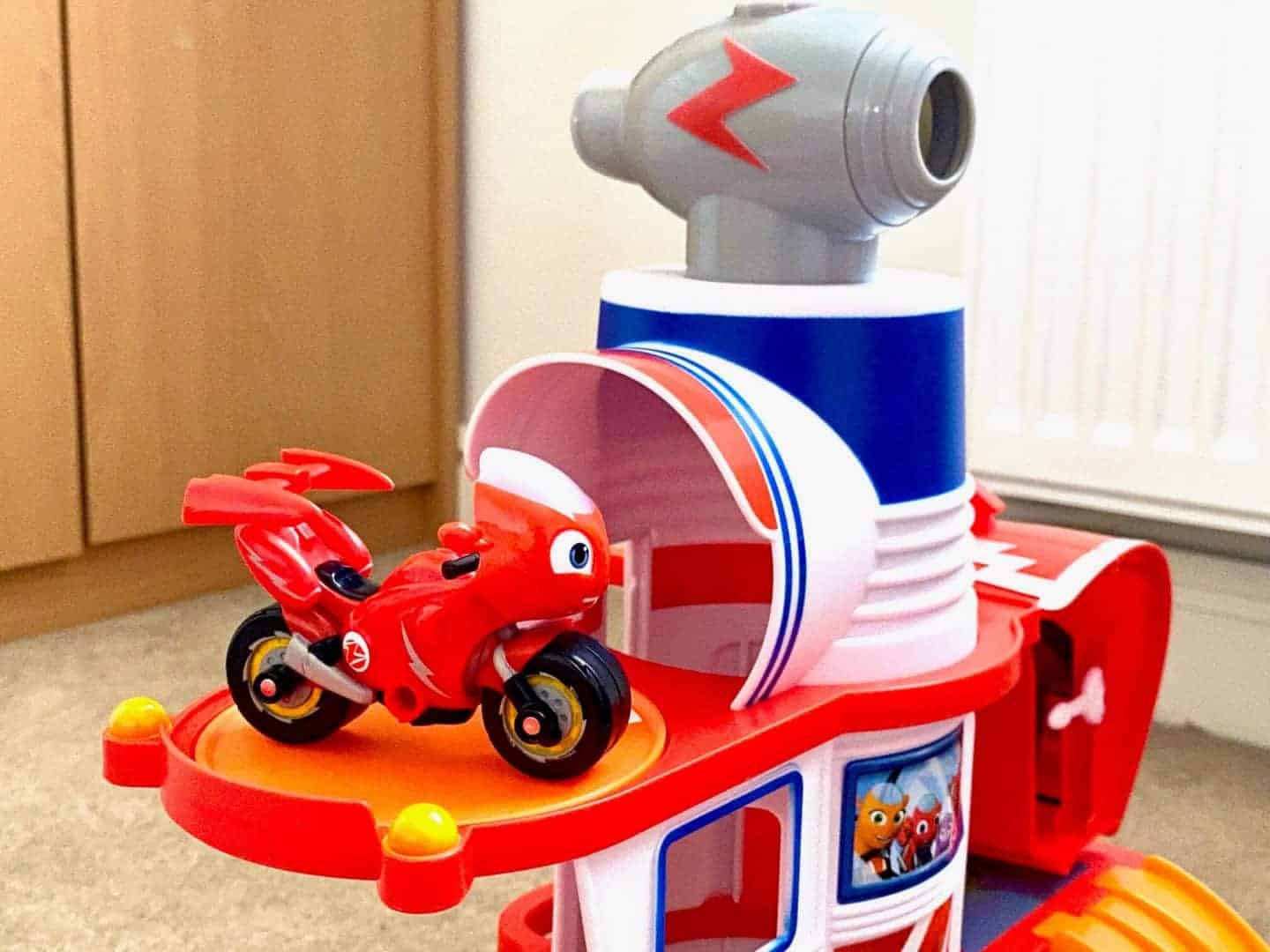 Ricky's House Playset and Ricky Zoom Family Pack Review