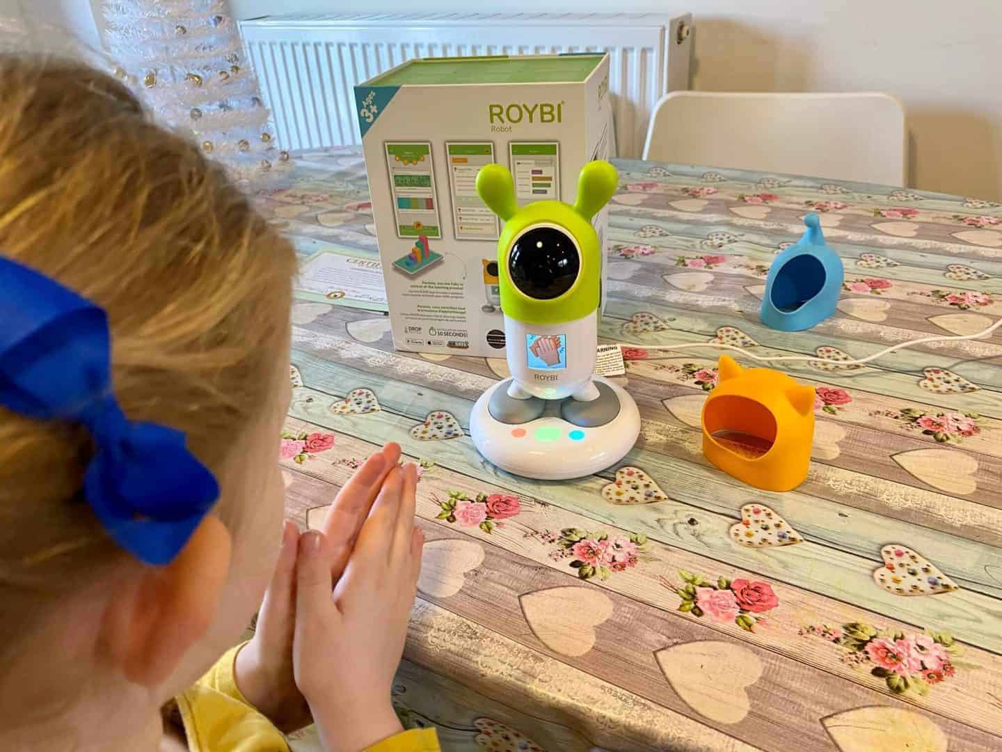 ROYBI Robot Review - The Smart Learning Platform For Kids and Families