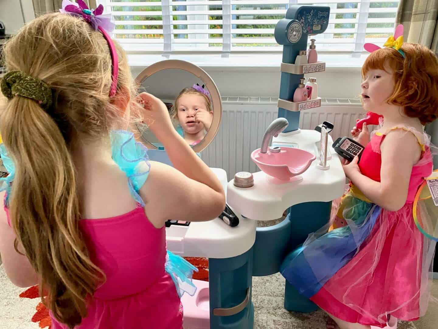 Imaginative Play and How it Benefits Your Child's Development