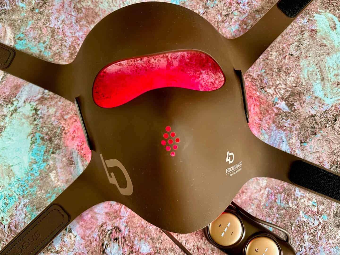 JOVS 4D Laser Red Light Mask Review: A Comprehensive Guide - Rachel Bustin