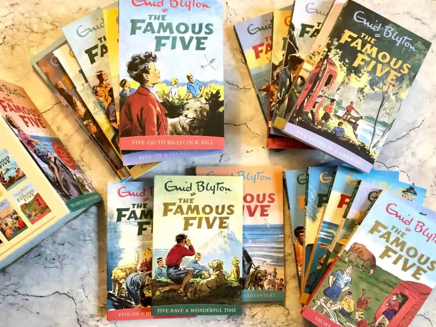 Enid Blyton Books - The Famous Five - Rachel Bustin