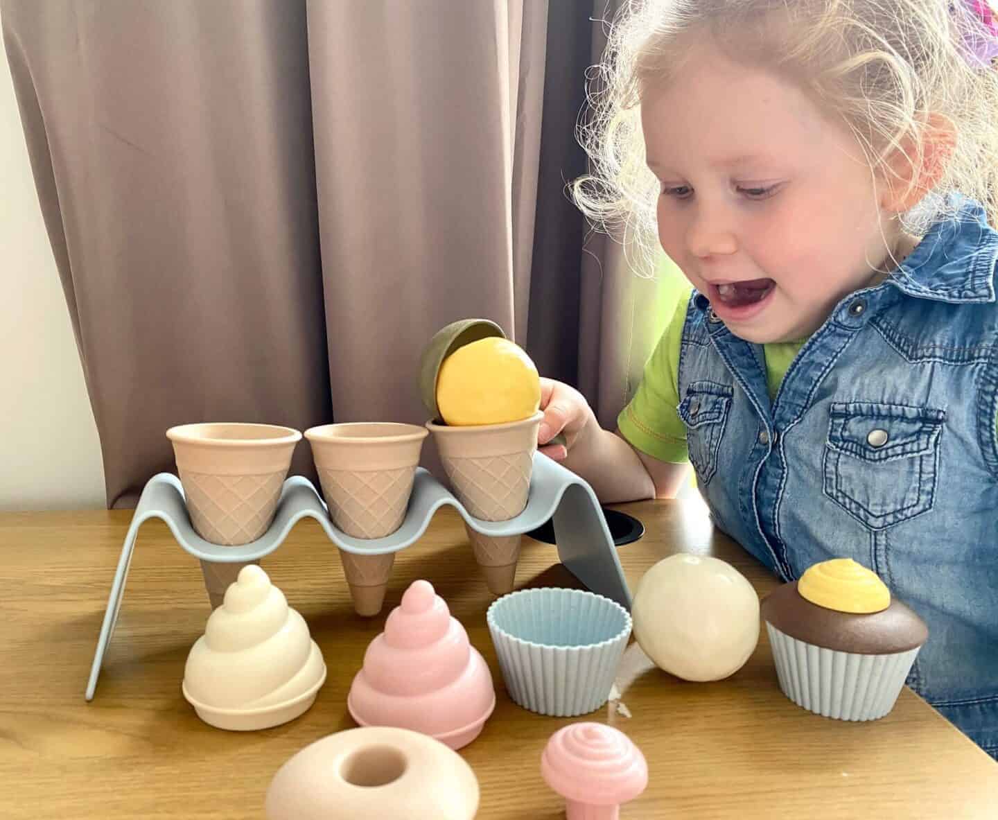 Eco-Toys: Dantoy Ice Cream Kit Review - Rachel Bustin