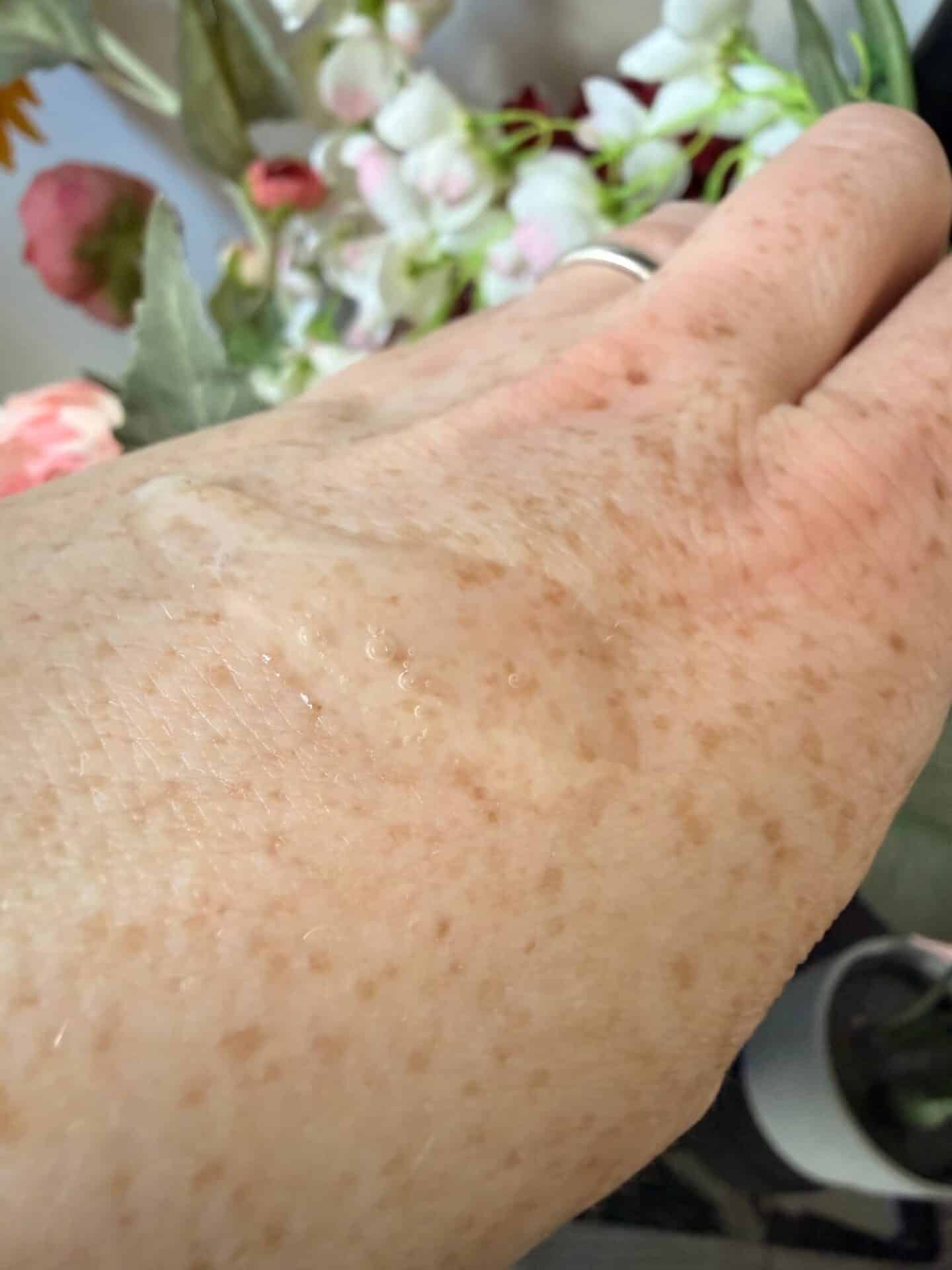 Medik8 EXO-PDRN PRISMATIC+ Serum Review - My Honest Thoughts - Rachel ...