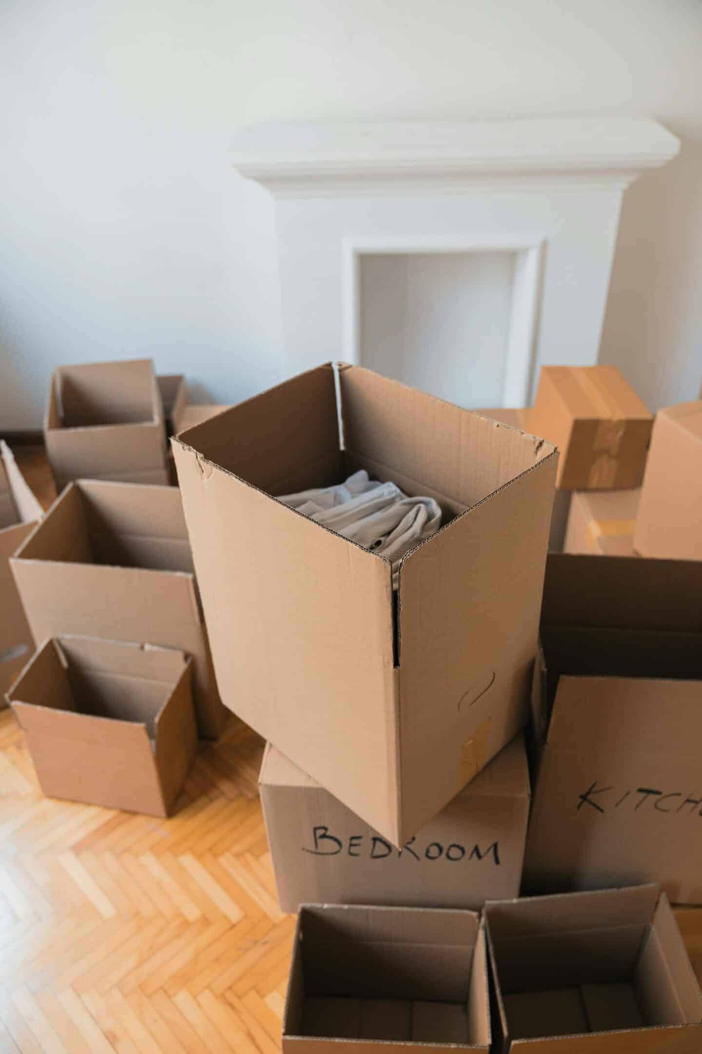 How to Keep Your Belongings Safe and Organized When Preparing for a ...
