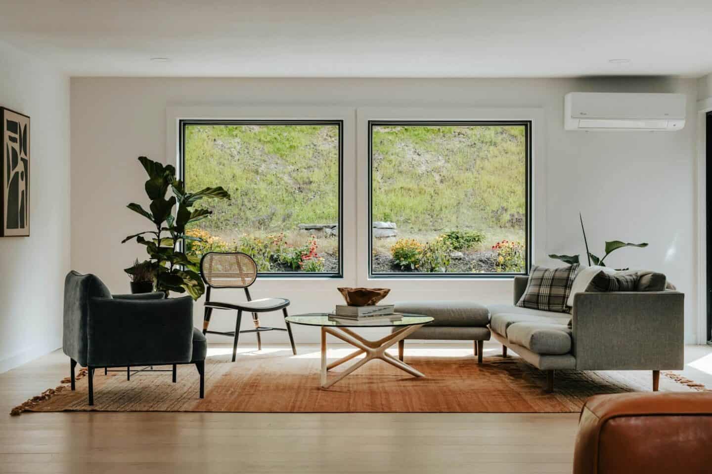 Top 5 Living Room Window Trends For Your Home in 2026 - Rachel Bustin