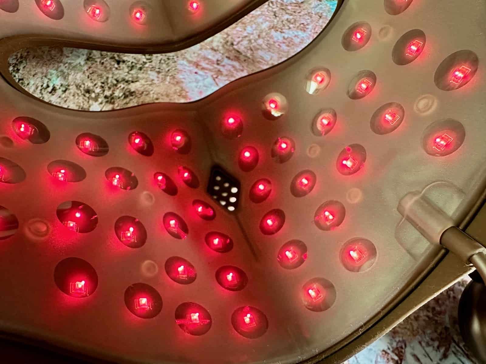 JOVS 4D Laser Red Light Mask Review: A Comprehensive Guide - Rachel Bustin