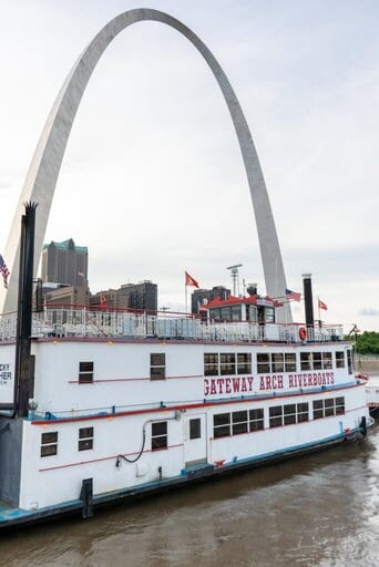 30 Fun Things to Do in St. Louis with Kids - Twin Family Travels