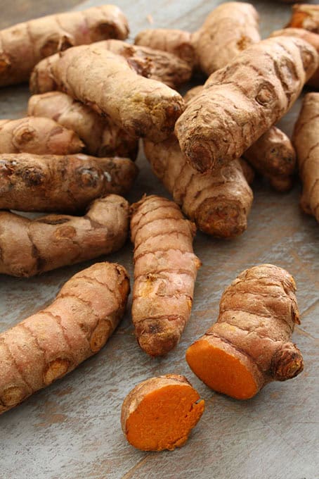 Why turmeric is good for you? Health benefits, facts and recipes - Kind ...