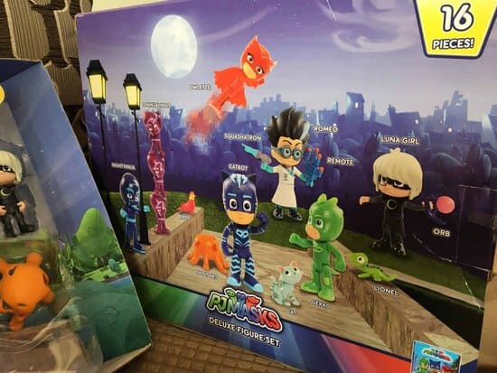 PJ Masks Deluxe 16 Figure Pack Playset Review - Rachel Bustin PJ Masks Deluxe 16 Figure Pack Playset Review - Rachel Bustin