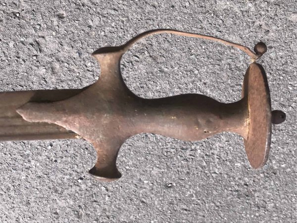 Antique Antique Middle Eastern Curved Sword | Antiques Arena