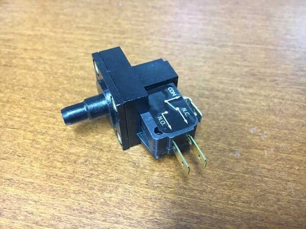 Adjustable vacuum switch - EVcreate