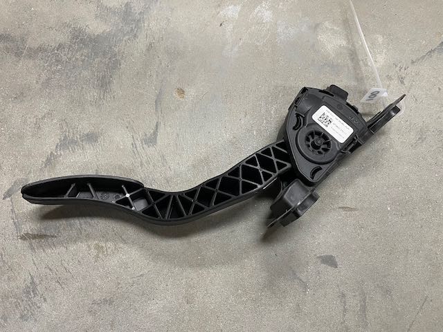 Tesla Model S or X throttle | accelerator pedal - EVcreate