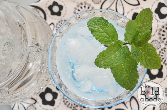 Peppermint Water: A Crisp and Refreshing Summer Thrist Quencher