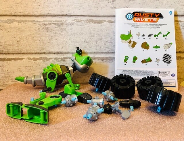 Rusty Rivets – Botasaur Buildable Figure with Lights and Sounds ...