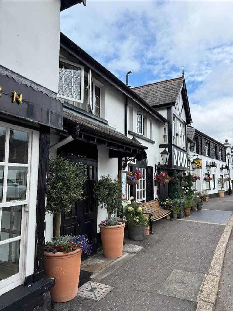 The Old Inn Crawfordsburn Review 2025 | Melanie May - Travel Eat Write ...