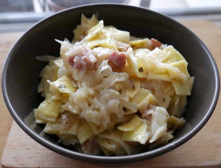 Polish Łazanki Recipe - Pasta With Cabbage That Tastes Like Poland!